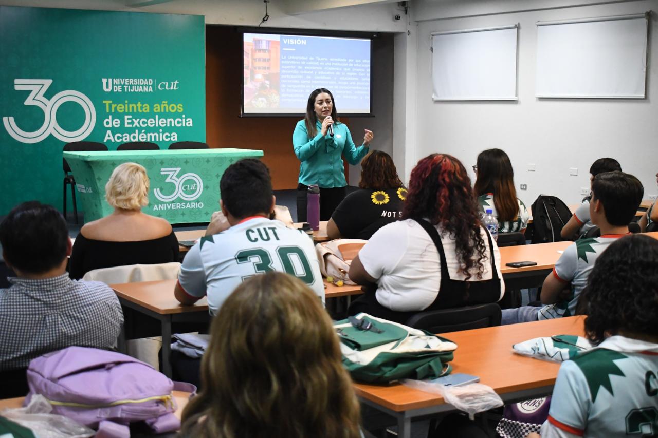 CUT incorpora nuevos programas a su oferta educativa - Piolín News TV